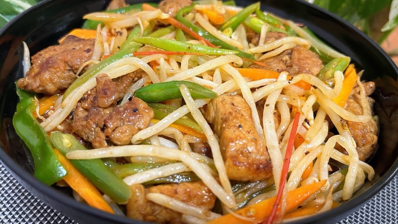 SAUTEED MUNG BEAN SPROUTS WITH PORK | HOW TO COOK MUNG BEAN SPROUTS ...