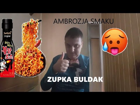 Ambrozja smaku próbowania ostrej jak ogień zupki Buldak ostrej . - YouTube