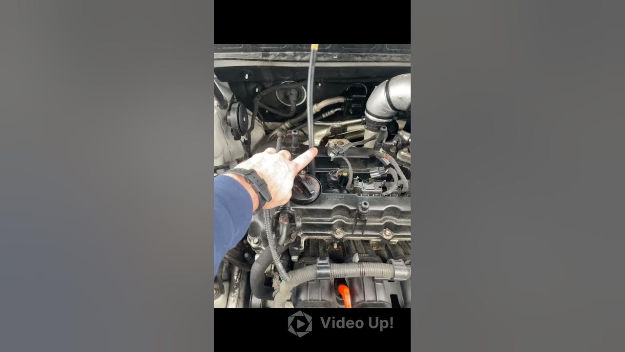 How to test compression. Engine compression check. Check compression on ...