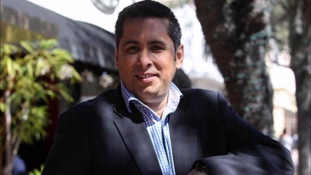 Biografia Flavio Augusto da Silva - fundador Wise Up - YouTube