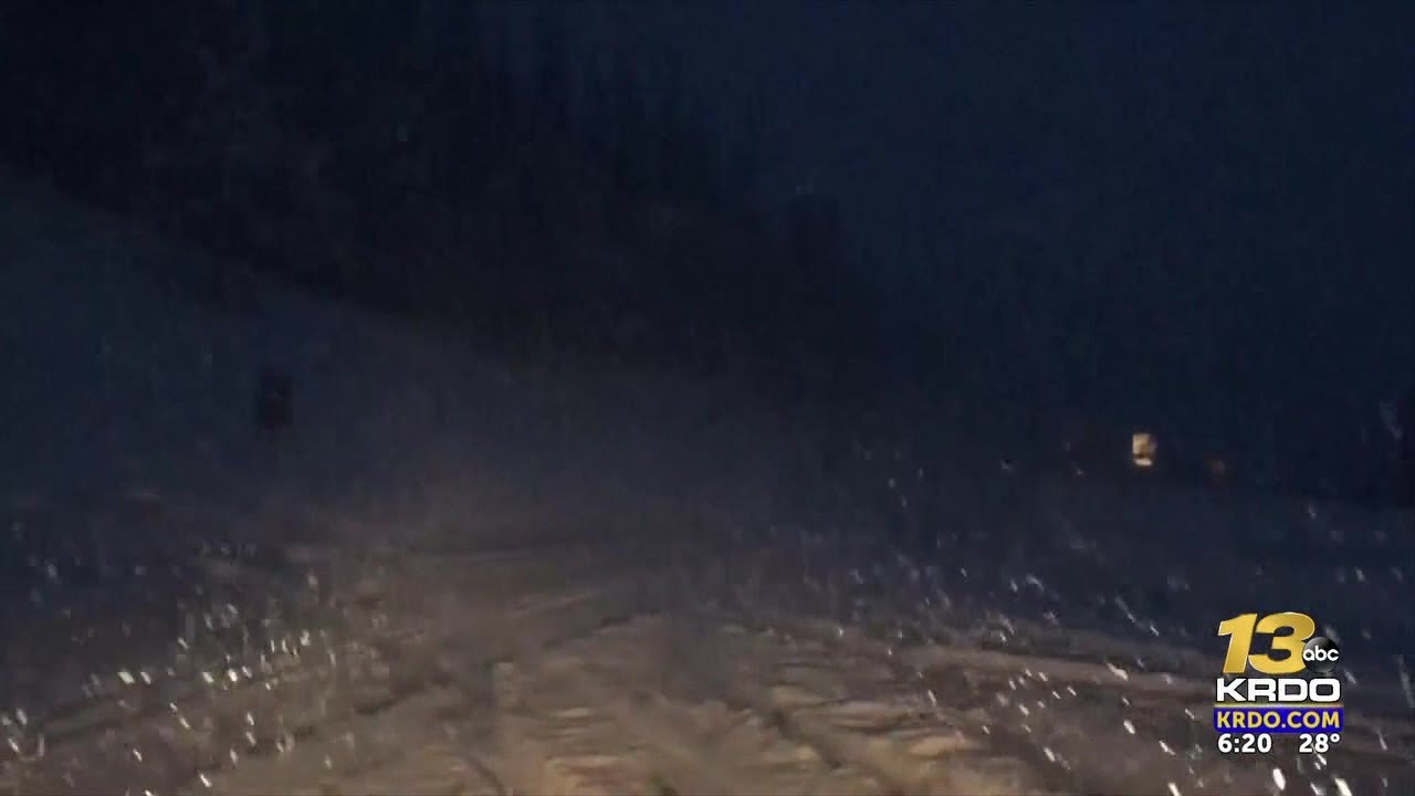 Snow, avalanches create challenges in Monarch Pass - YouTube