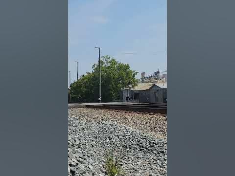 ns 28n with blooper with @Pierce_Railfan5G with bnsf! - YouTube