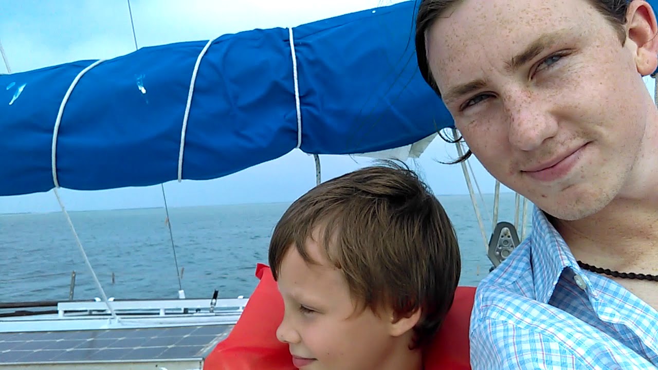 Live Aboard Family Sailing Along Texas Coast Toward the Islands ...