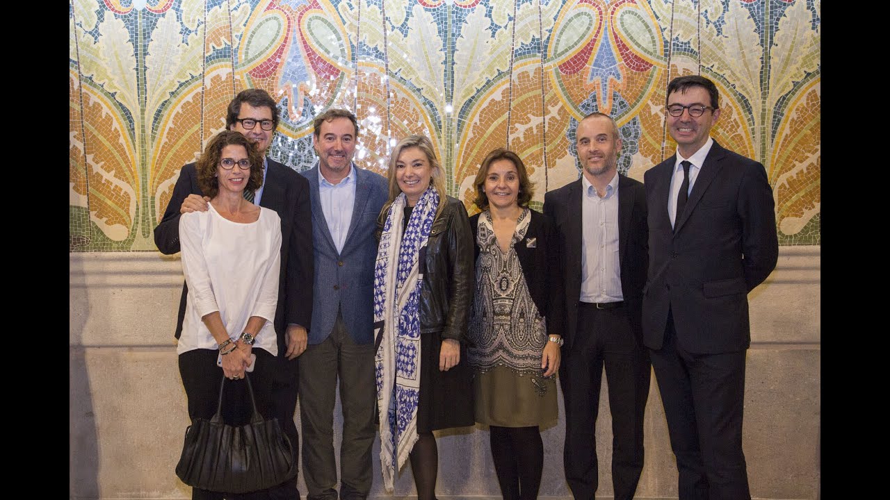 La filantropía del siglo XXI - YouTube