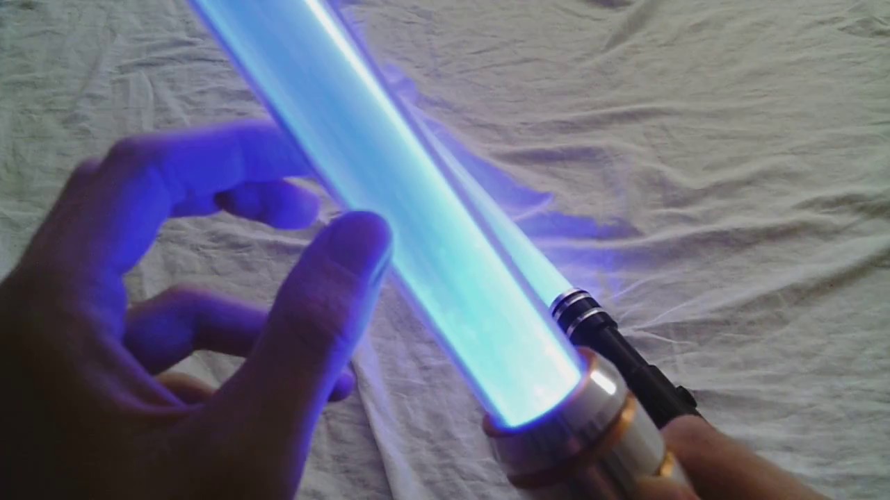 Ultrasabers Regular Blade vs. Ultraedge Blade Comparison - YouTube