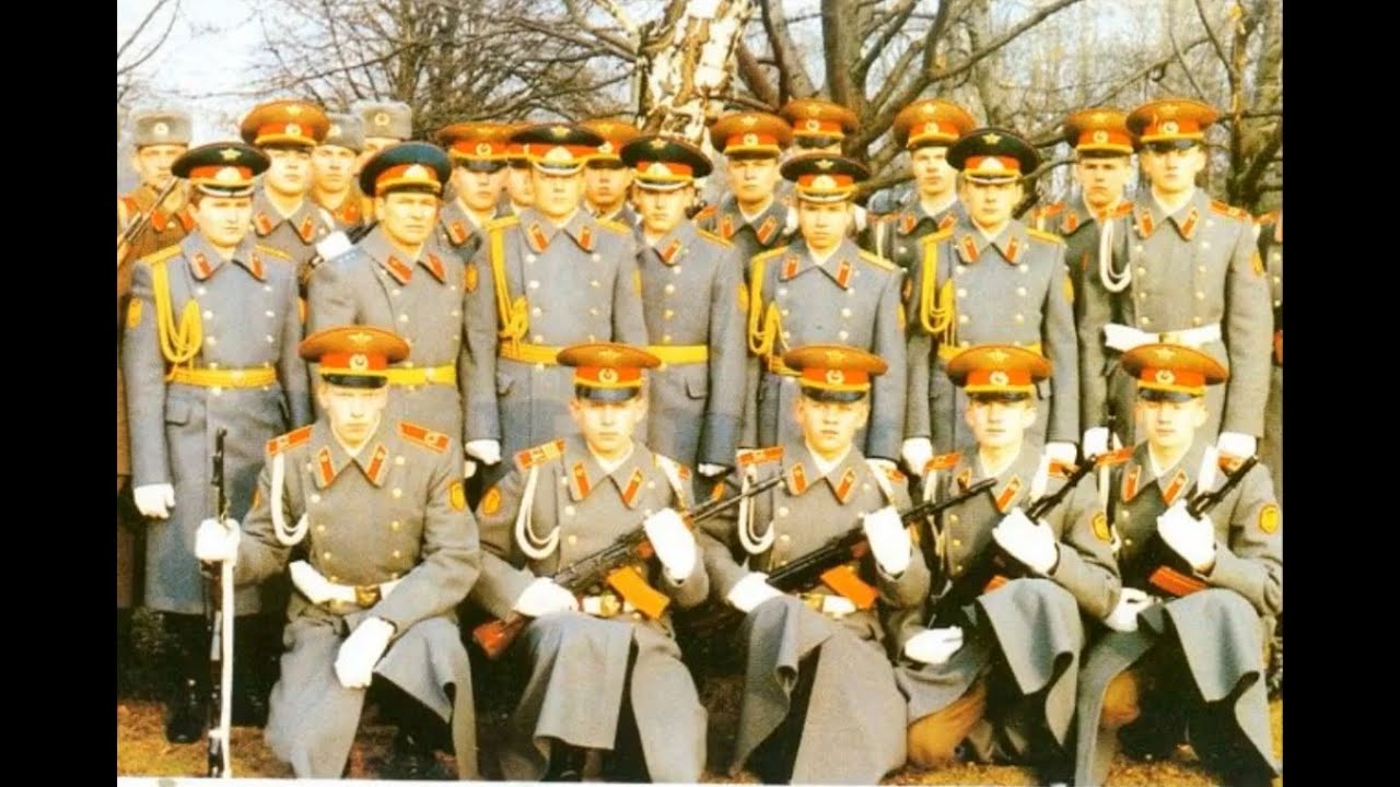 Soviet Army Honor Guard Berlin Withdrawal Ceremony 1990 - YouTube