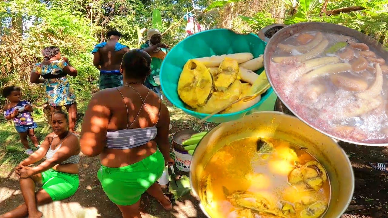 COOKING JAMAICAN STYLE | CURRY FISH | DUMPLING & banana - YouTube