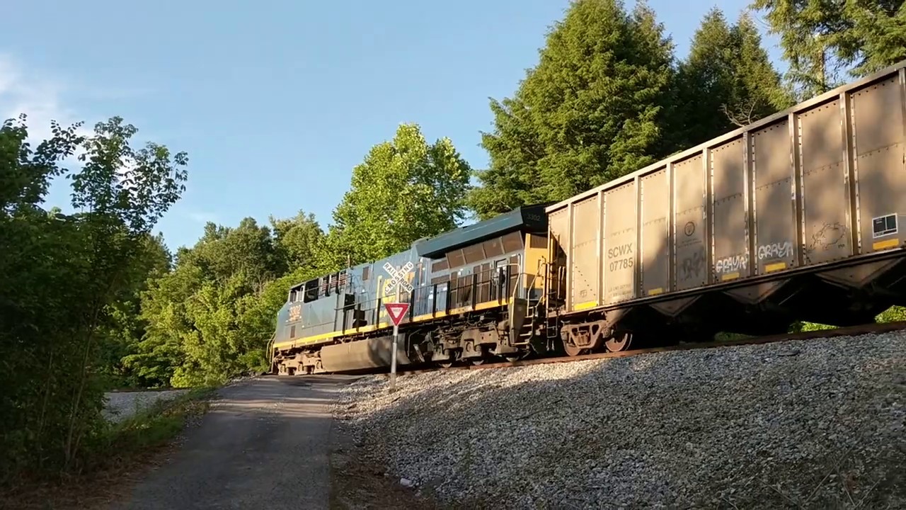 Pusher Engine at the Back of a Loaded CSX Coal Train - YouTube