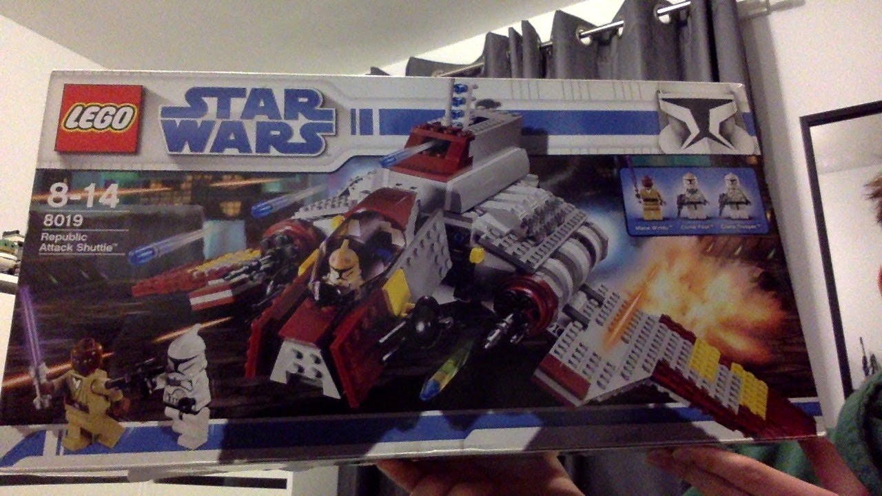 Building the LEGO Republic Attack Shuttle - YouTube