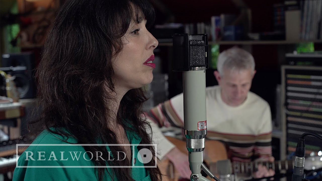 9Bach - C’Weiriwch fy Ngwely (live at Real World Studios) - YouTube