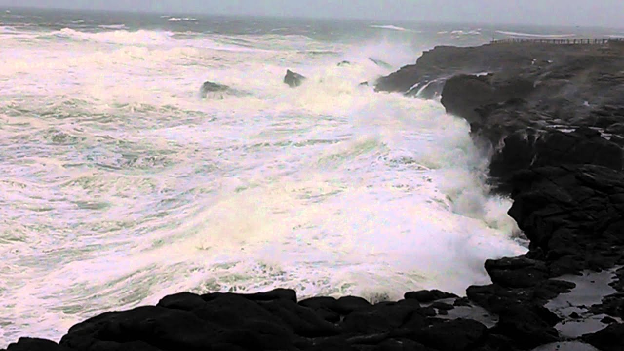 The Mighty Pacific Ocean Raging Storm 12/9/15 - YouTube