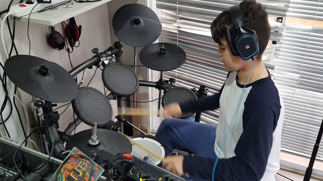 Molotov- Puto (drum cover) - YouTube
