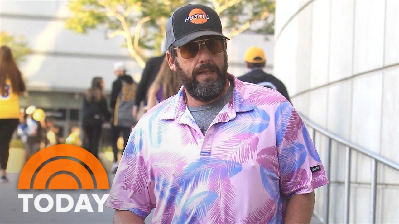 Adam Sandler gives student his shirt for Adam Sandler spirit day - YouTube