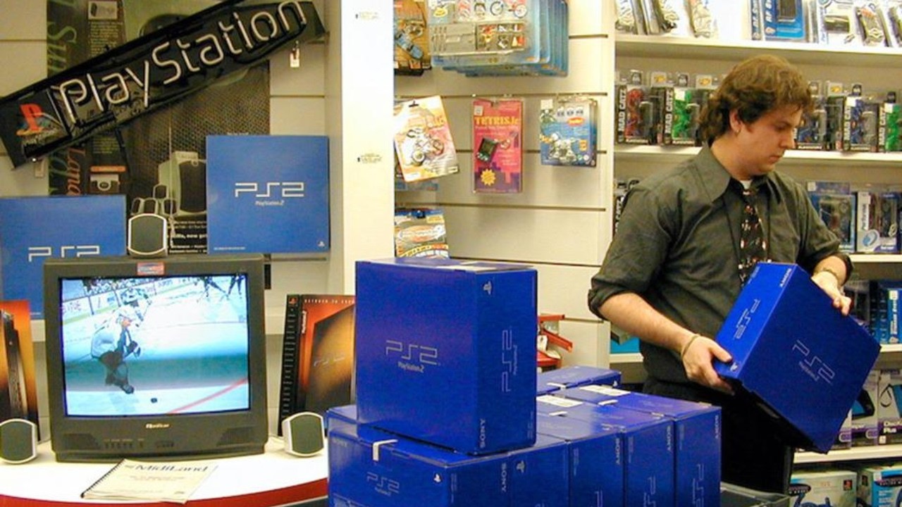 PS2 launch at Best Buy (March 4, 2000) - PlayStation 2 retro launch day ...