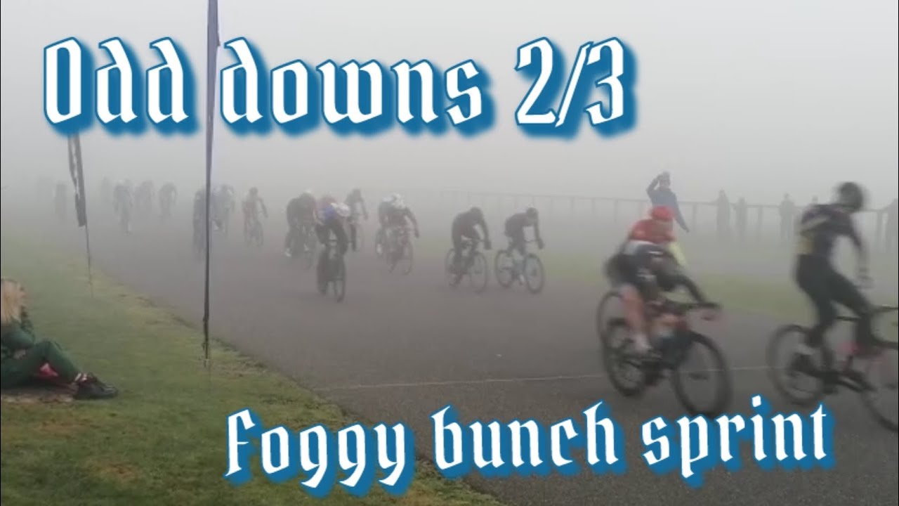 Odd Downs 2/3 - Sketchy And Foggy Bunch Sprint! - YouTube
