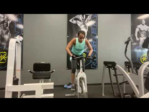 CYCLING Builds MUSCLEs - YouTube