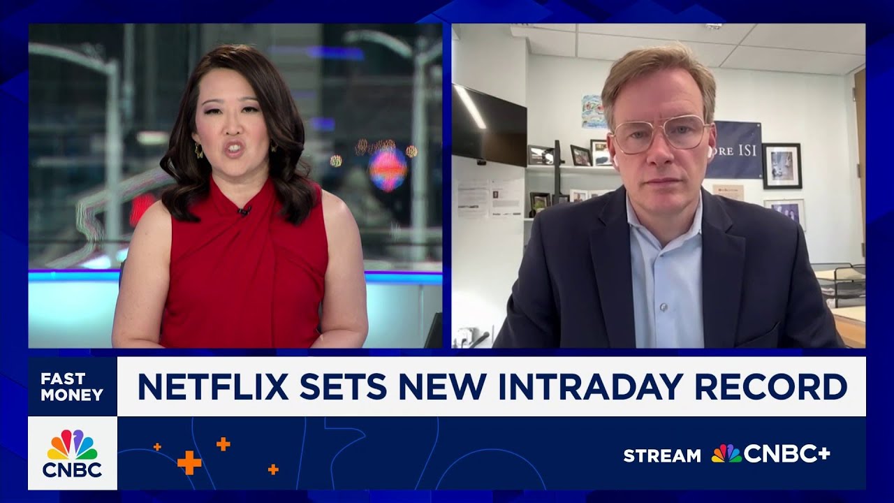 Netflix remains highly recessionary resistant, says Evercore ISI’s Mark Mahaney - YouTube