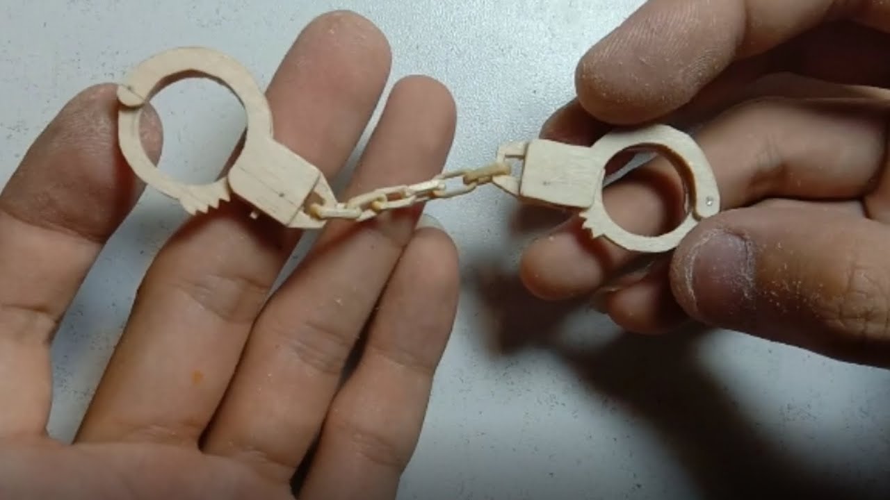 純手工製作一副手銬 DIY handcuffs - YouTube