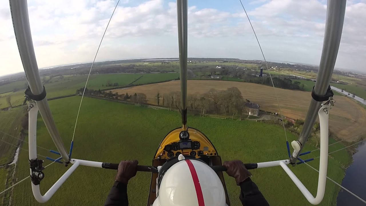 Northern Ireland microlight Tarzan Lane airfield - YouTube