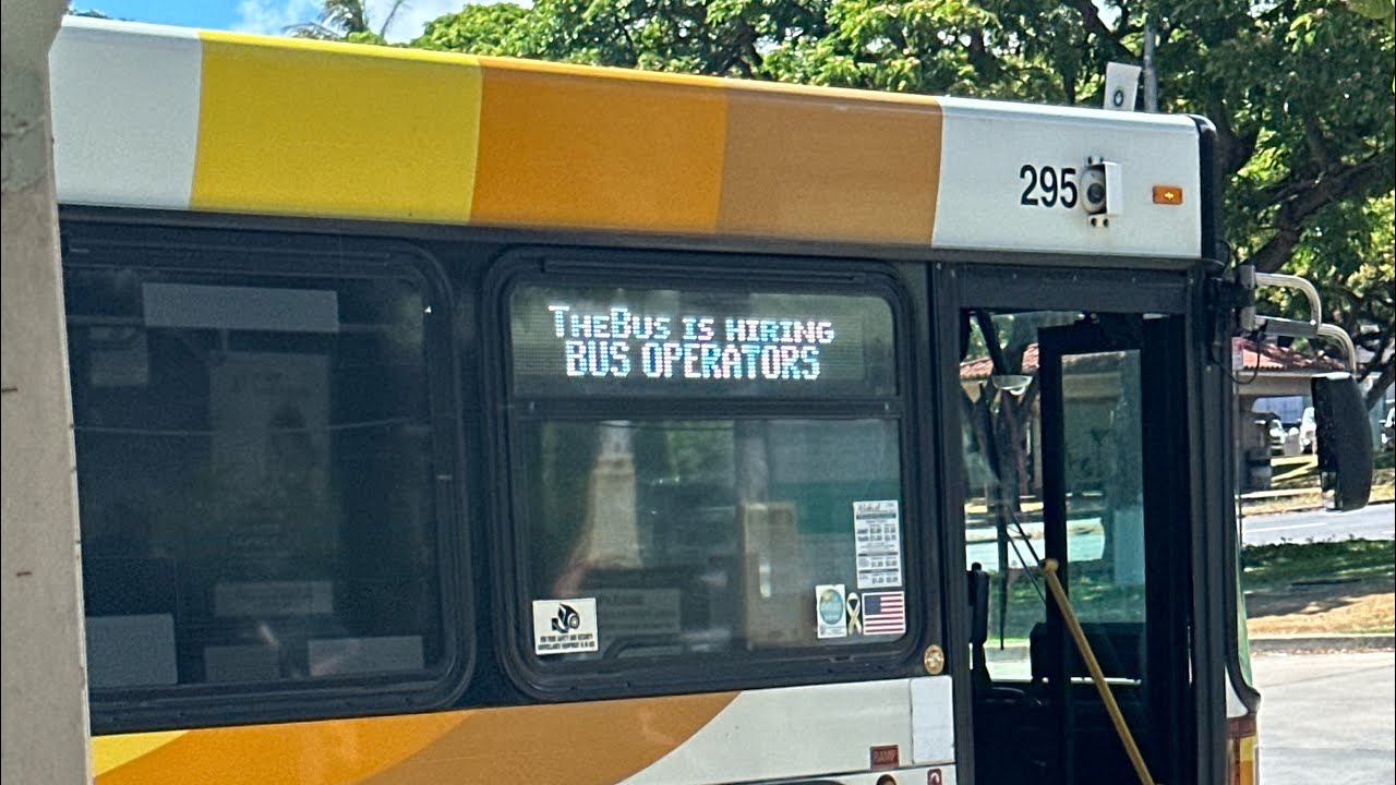 Honolulu TheBus Route A, Bus 295 (Rare) - YouTube