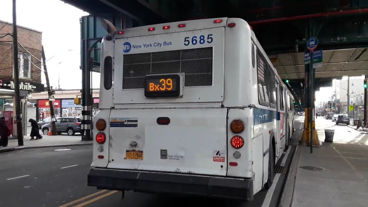 MTA: 2003 New Flyer D60HF "Galaxy" Articulated [5685] Bx39 bus - YouTube