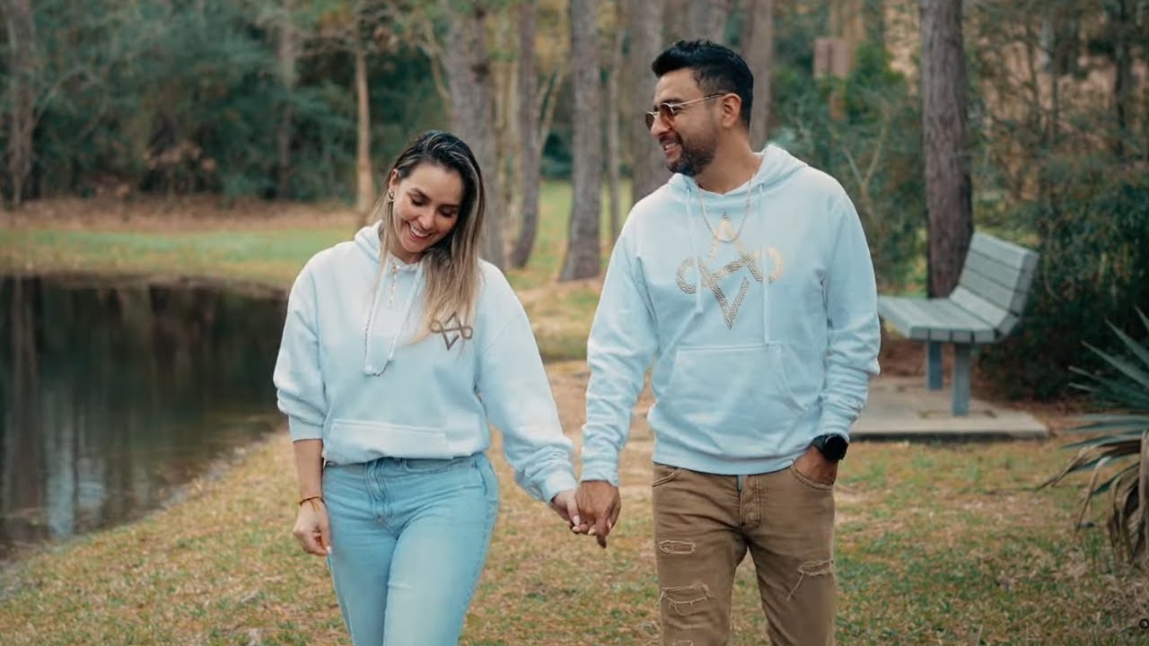 Alex Campos - Me He Vuelto a Enamorar (Video Oficial 2023) - YouTube