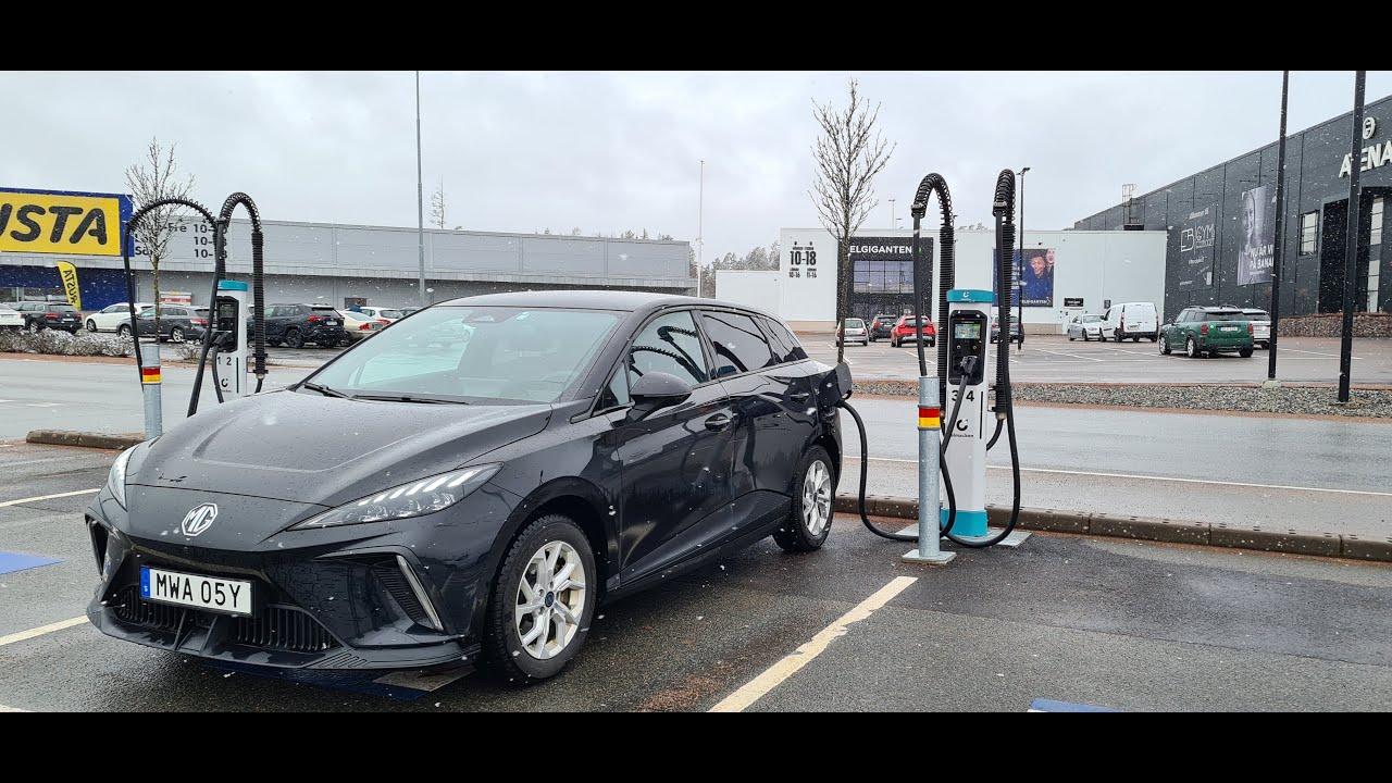 Snabb ladda MG4 med KEPOWER på Elmacken i Gislaved - YouTube