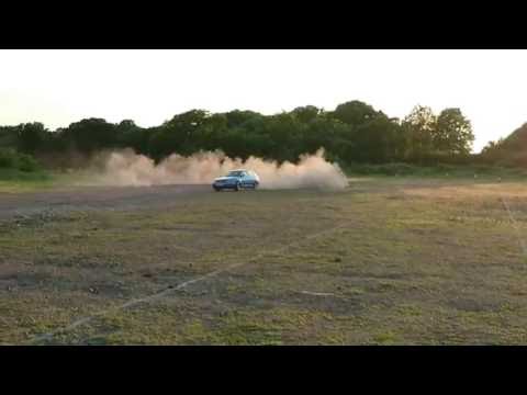 So easy to drift a 2001 Audi A3 1.8T Quattro 8l 180bhp with 19\