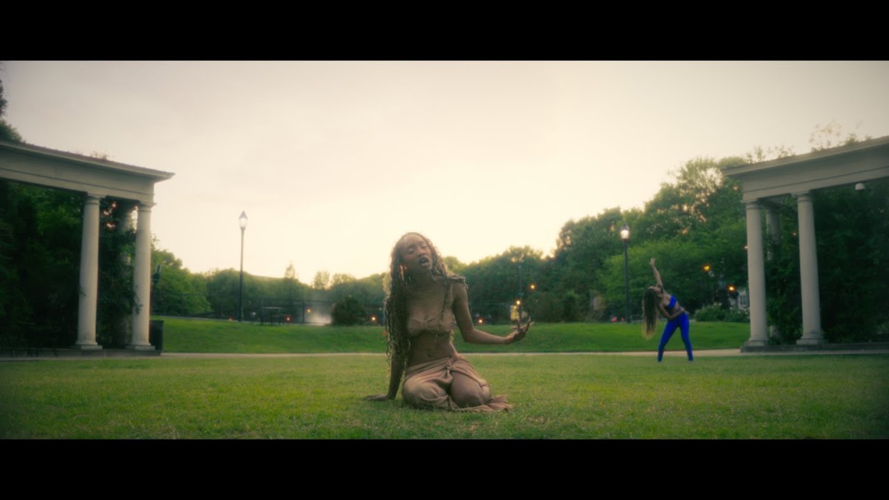 Monia Ashibi - It Comes In Waves (Visualizer) - YouTube