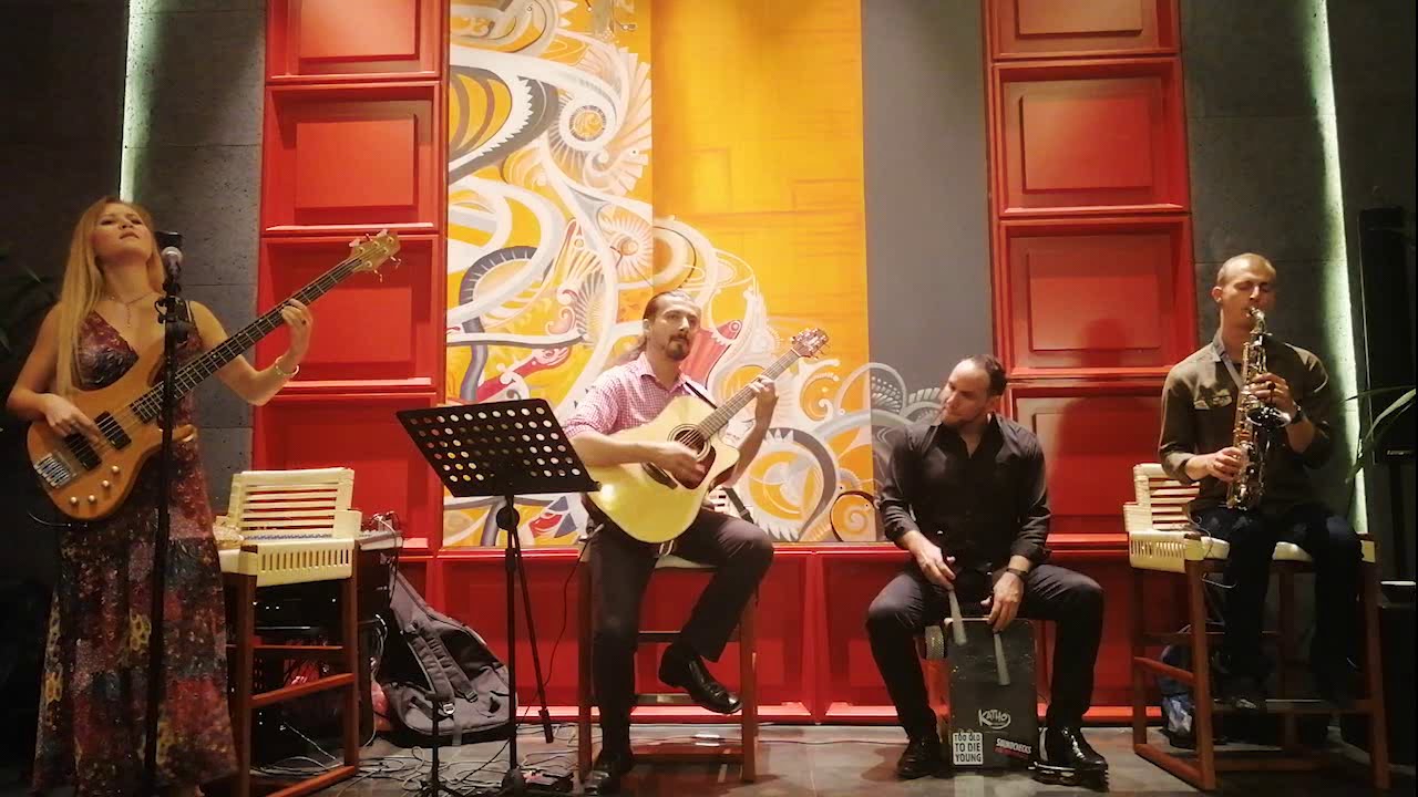 4 pc lounge band (live cuts) - YouTube