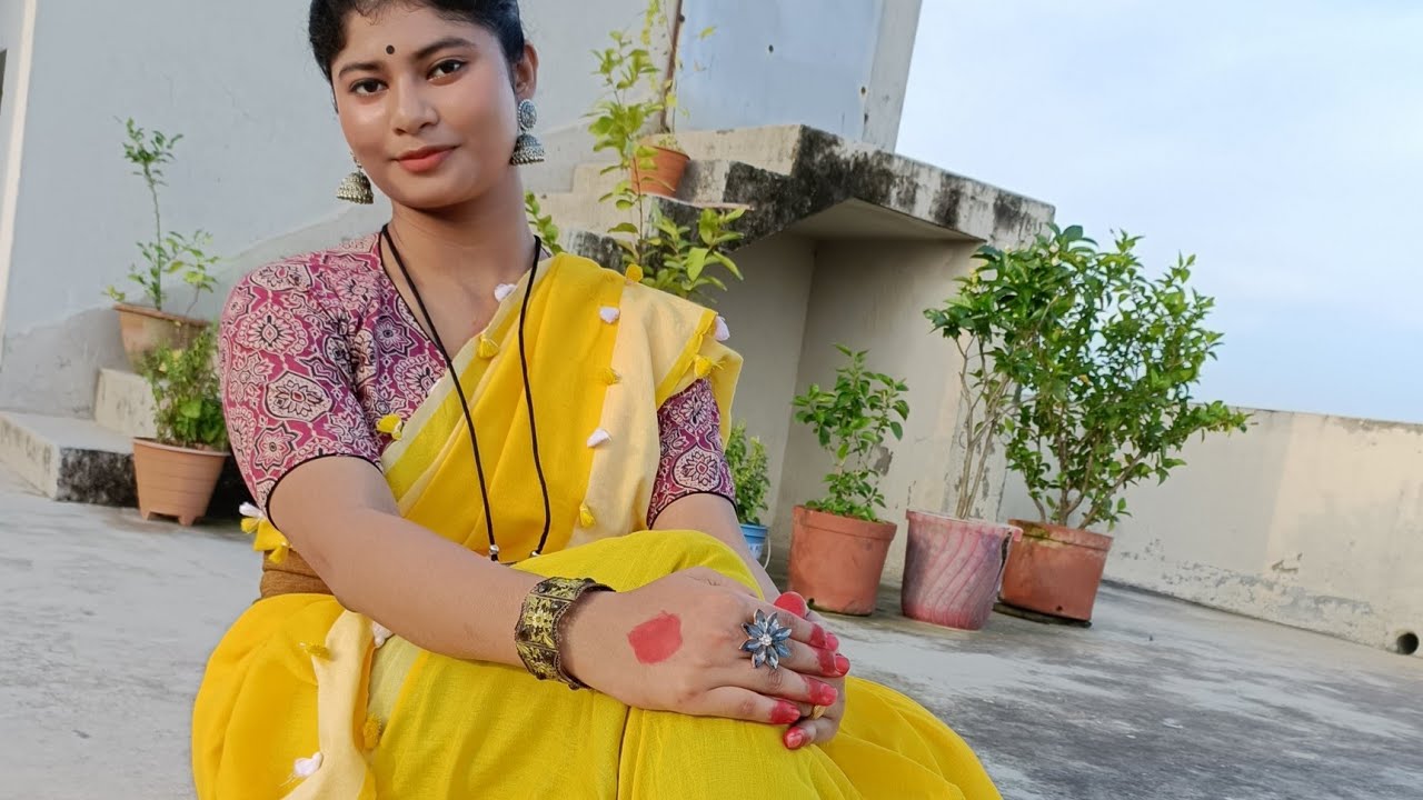 Moharajo | Ek je Chilo Raja | Rabindranath Tagore🙏| Sugandha Roy - YouTube