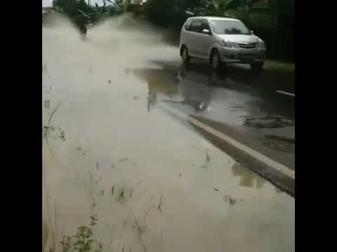 emak² lewat Auto Basah