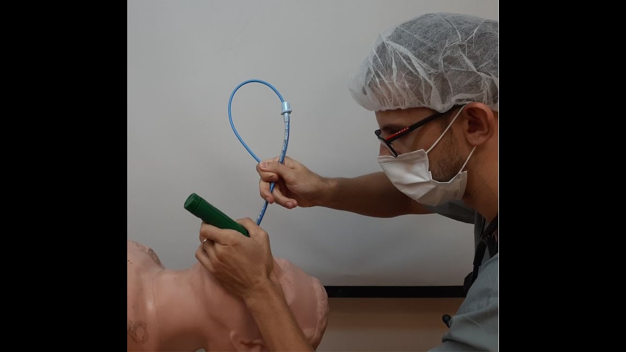 אינטובציה עם בוז'י - bougie intubation - YouTube