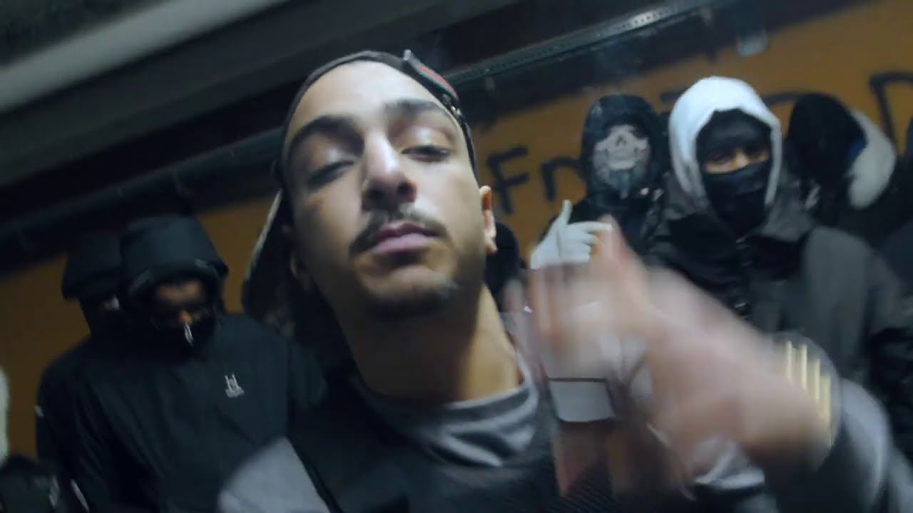 Lelo - Ghettobarn - YouTube