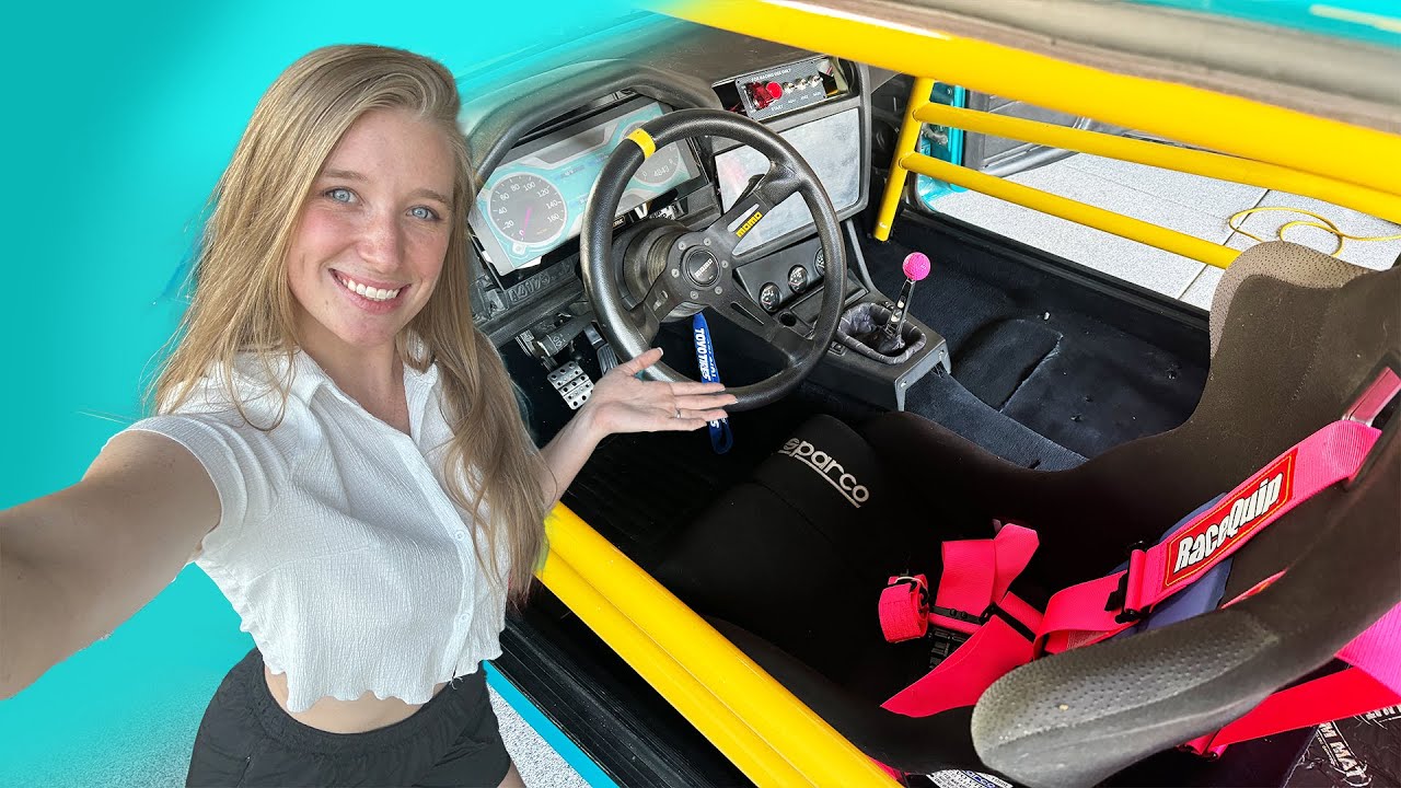 Building my E30 CUSTOM INTERIOR - YouTube