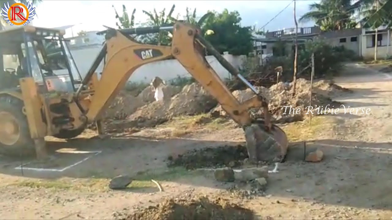 Cat 424B2 Backhoe Loader Working House Piller Hole - YouTube