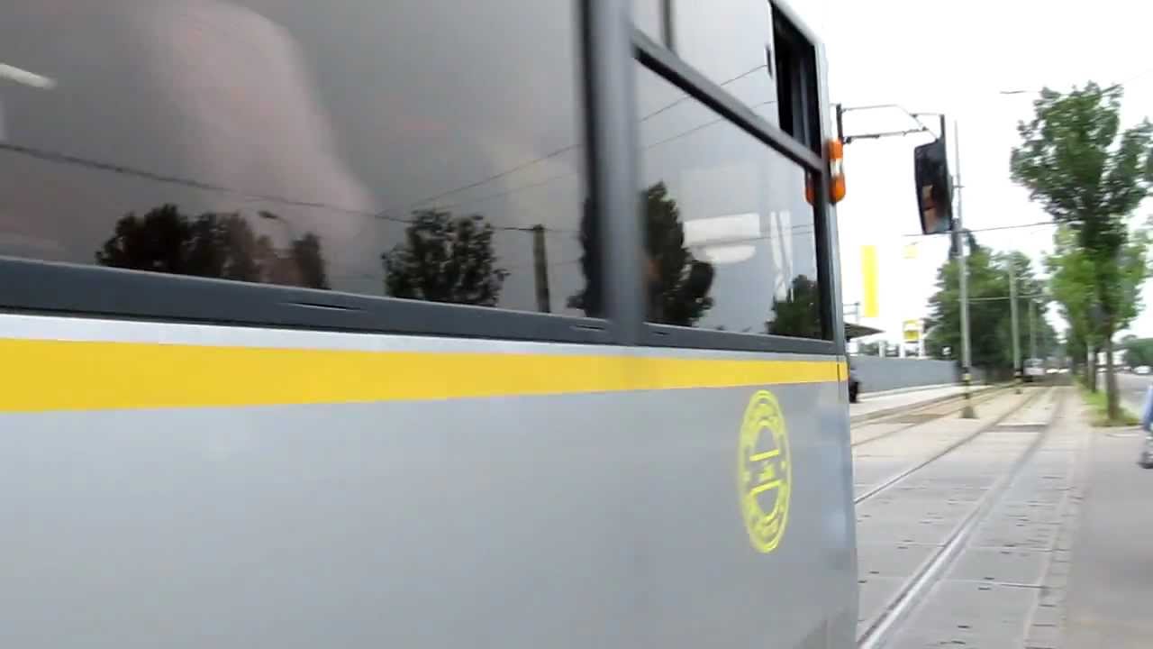 Tramvai RATB BUCUR LF #401 la LIBERTY CENTER - Trafic Greu - YouTube