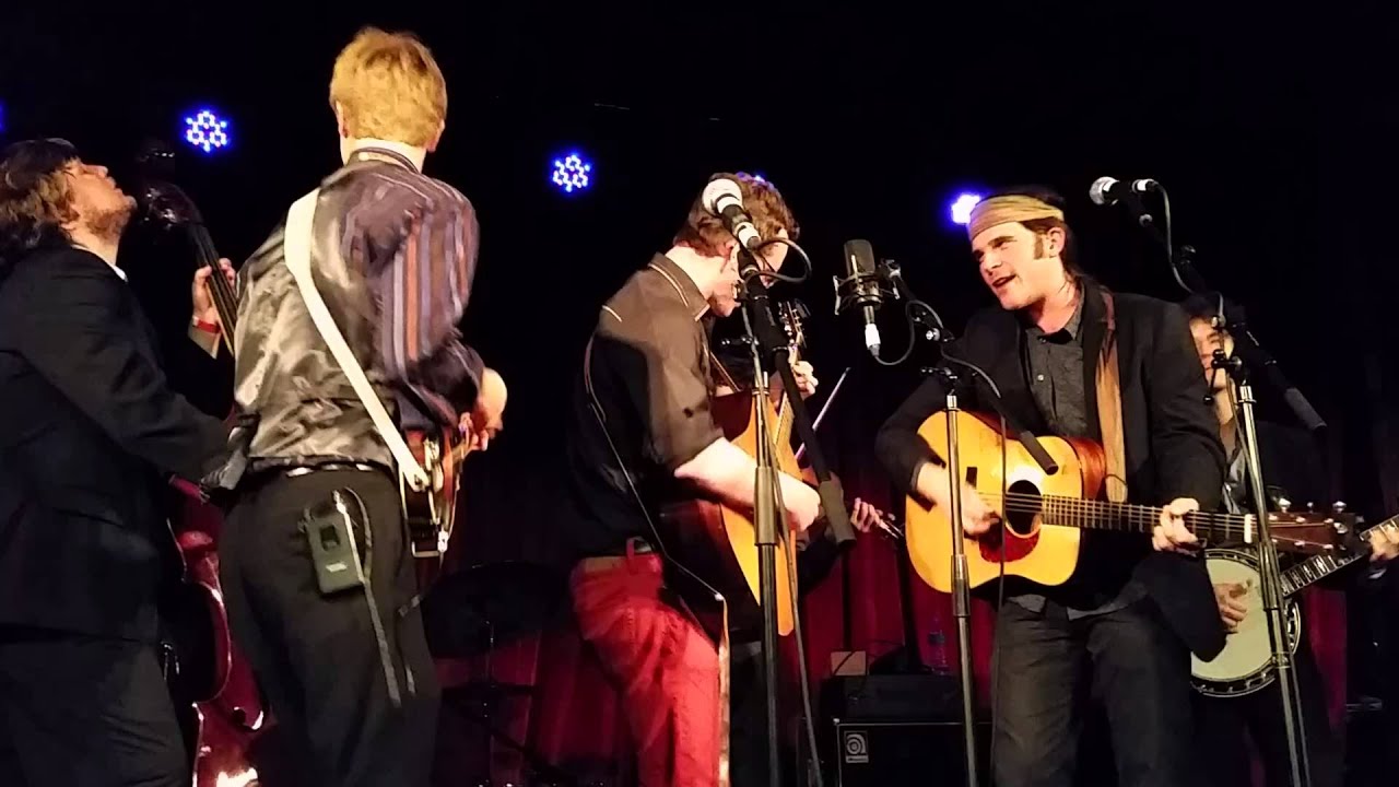 Michael Daves with the Deadly Gentlemen Live - YouTube