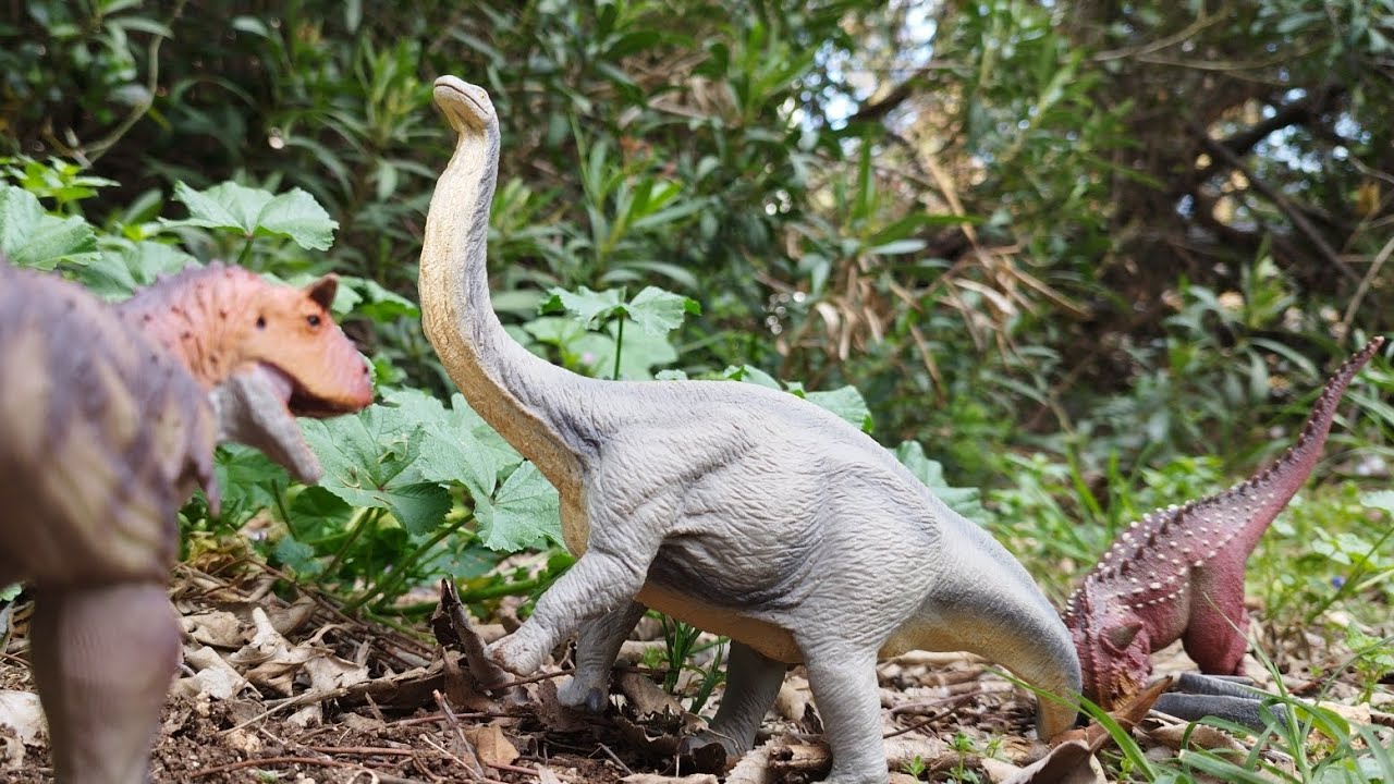Life Of The Carnotaurus 3: Sauropod Hunt - YouTube