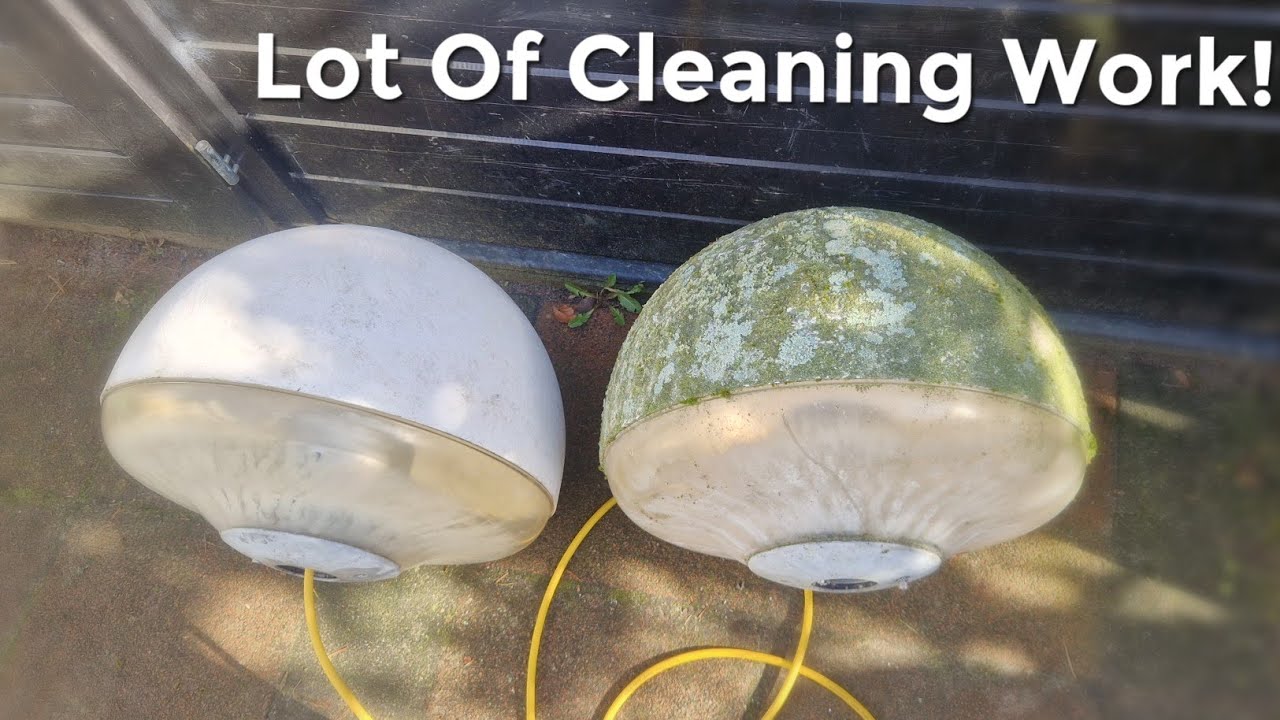 Cleaning Up A Rare 80's Philips Post-Top Streetlight (SPP 70) - YouTube