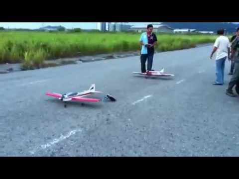 RC SONIC planes AWESOME dogfight highspeed chase - YouTube