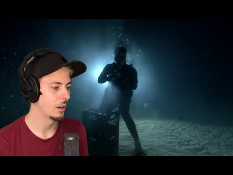 Man with a Fear of the Ocean Reacts to Night Diving - YouTube