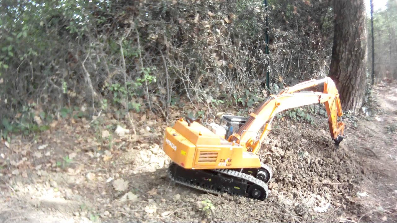 Hiachi Zaxis 470LCH with ripper bucket (homemade) part 2.mov - YouTube