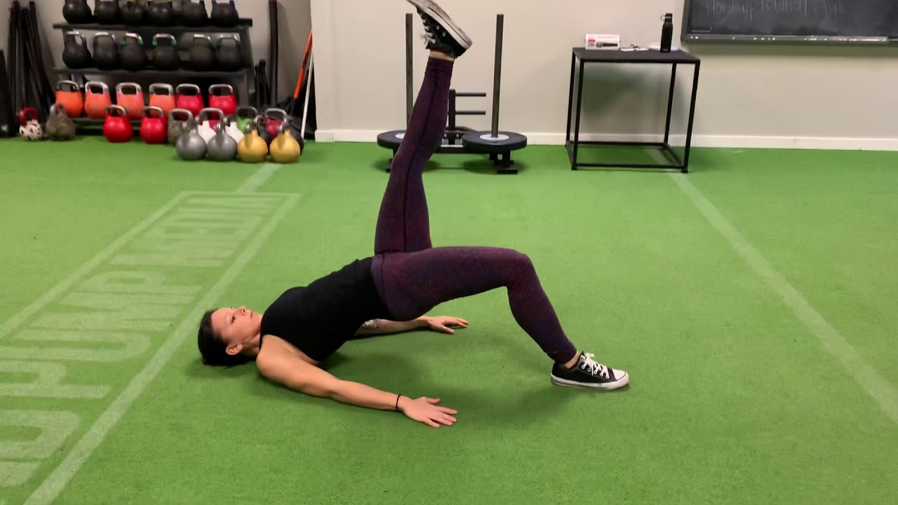 Single-leg floor bridge - YouTube