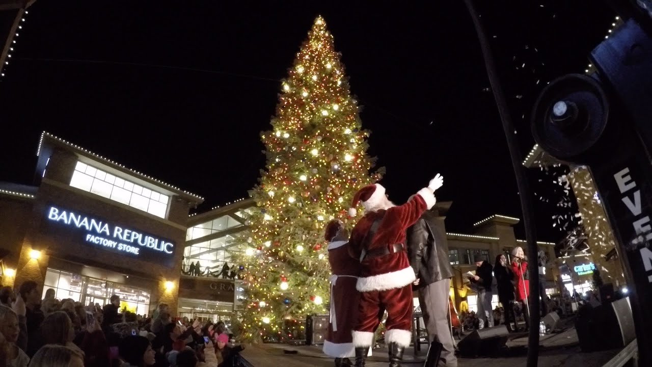 Outlets at Traverse Mountain Christmas Tree Lighting - YouTube