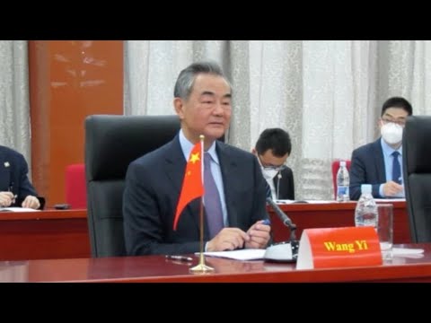 Chinese FM Wang Yi holds talks with Vanuatu's PM Bob Loughman - YouTube