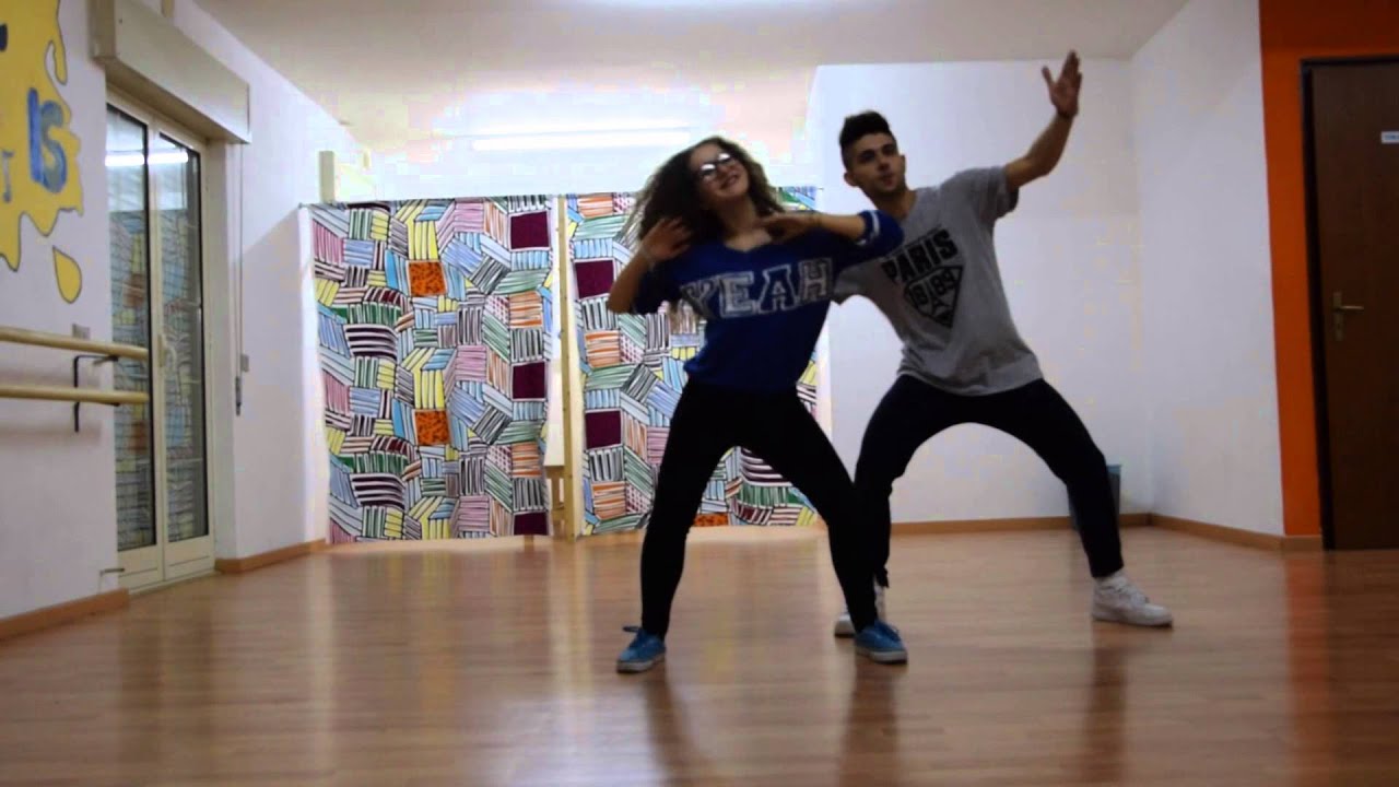 Zumba Yandel ft farruko Pakito "Dance Luigi&Carla" - YouTube