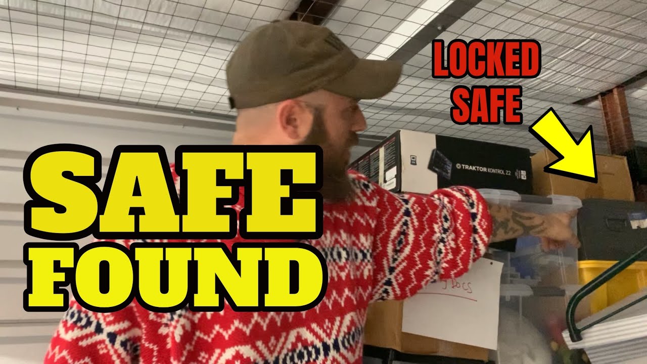 LOCKED SAFE FOUND! Abandoned Storage Unit! - YouTube