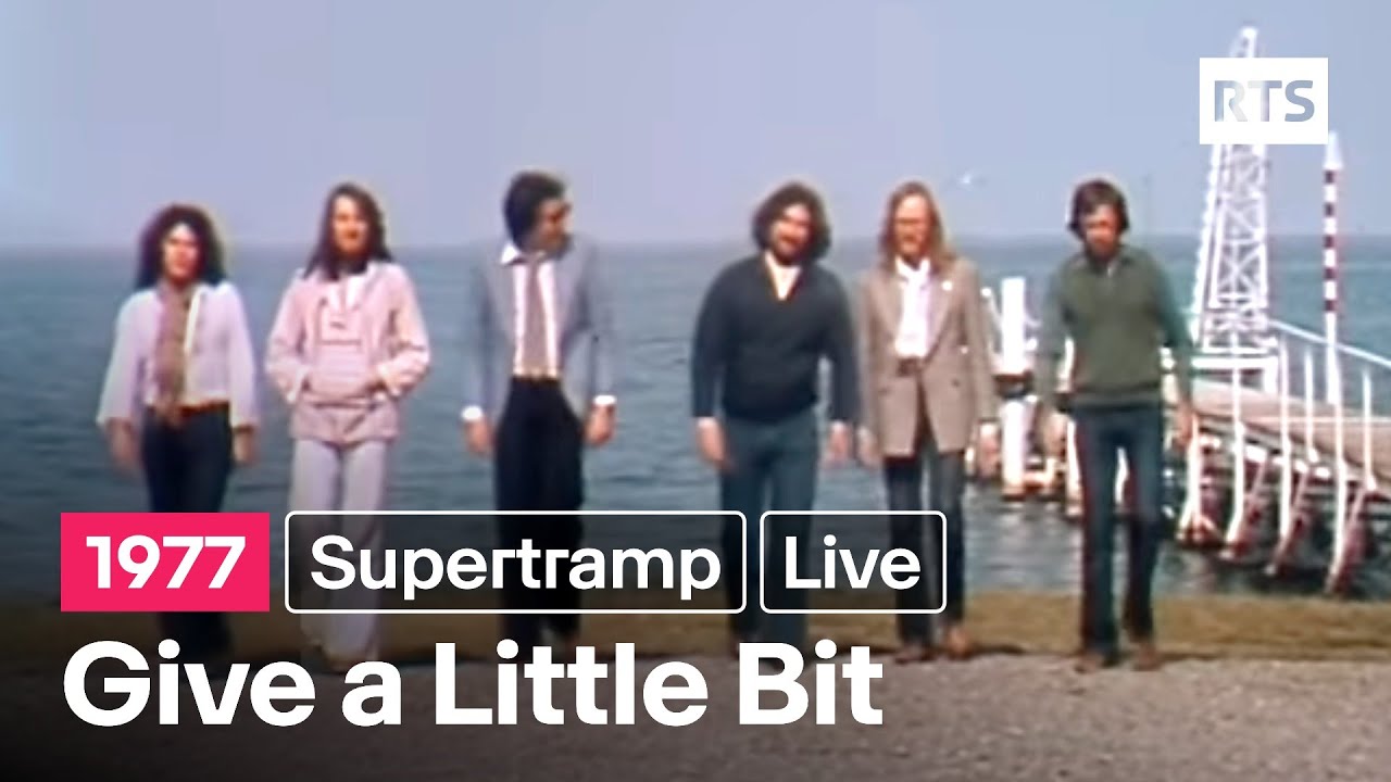 Supertramp - Give a Little Bit (Live 1977) - YouTube