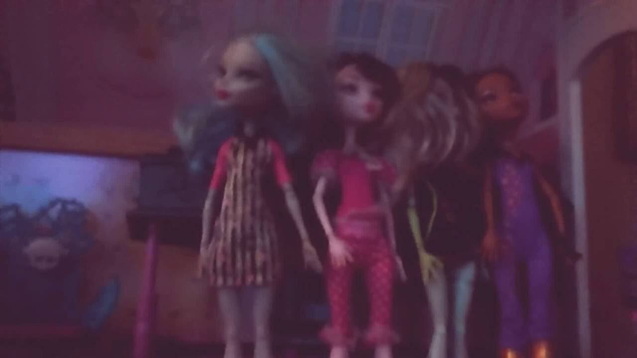 The Wonderful World of Clawdeen Wolf ep 2 the slumber party part 1of 2 ...
